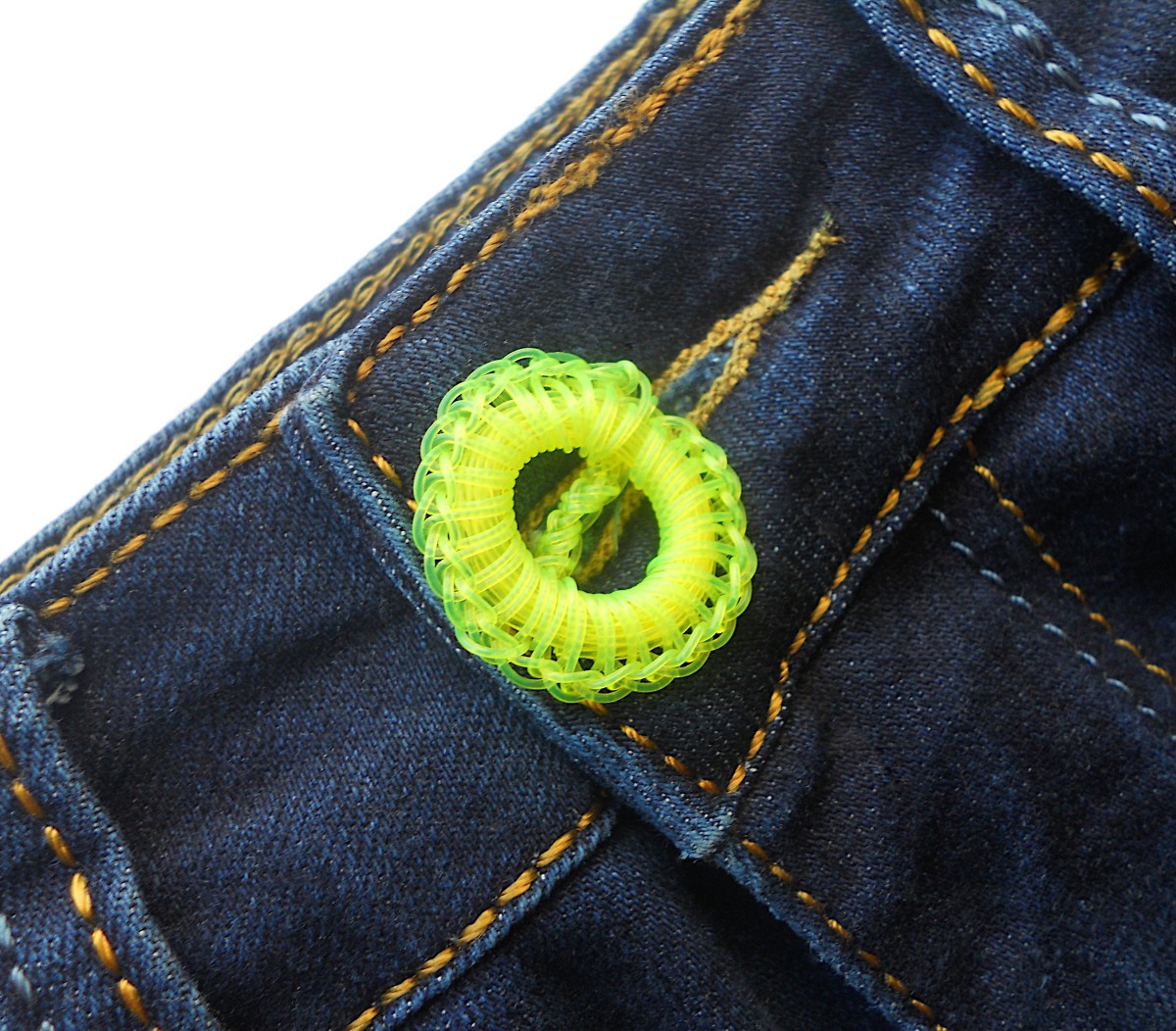 Crochet Button from Fishing Line | ThriftyFun