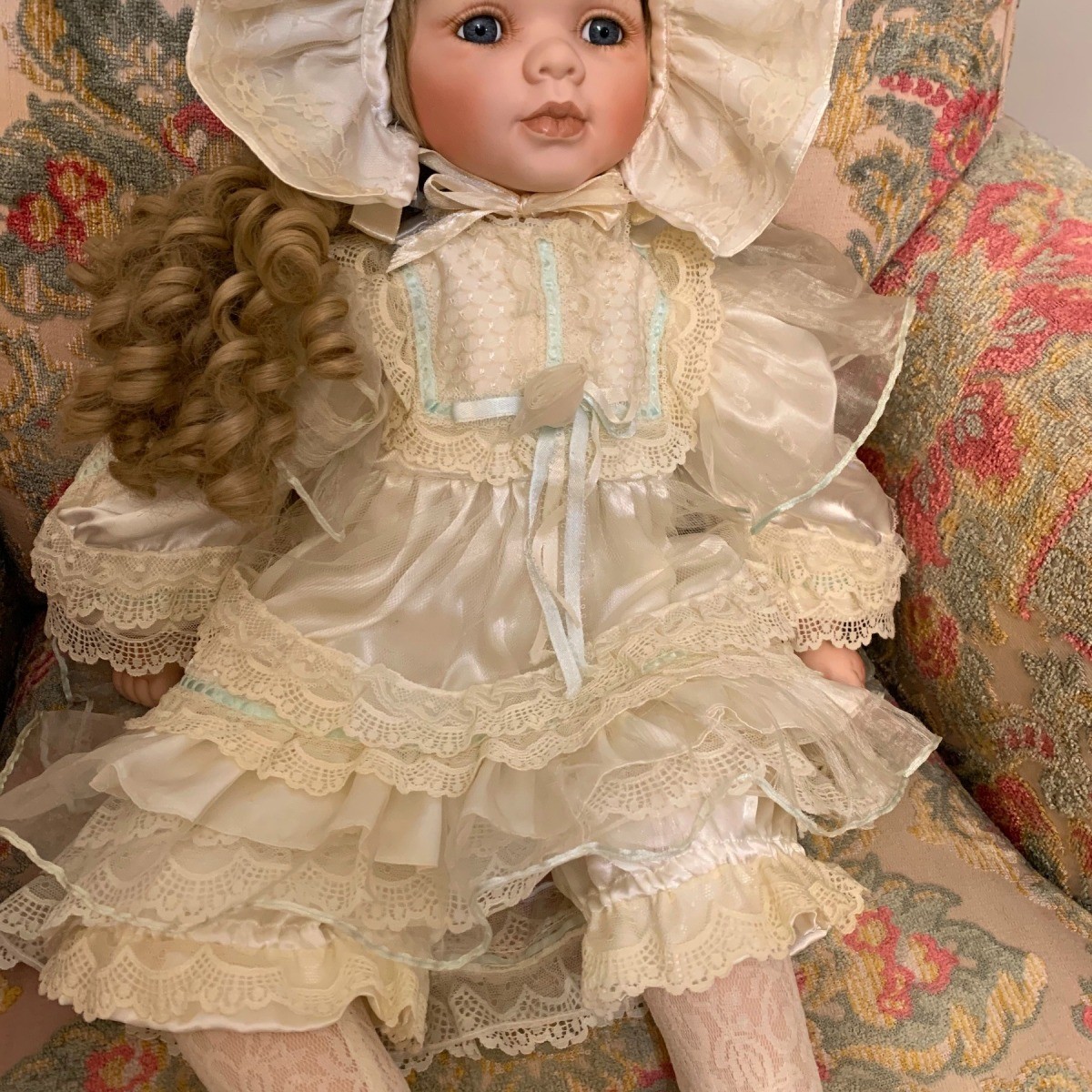 Identifying A Porcelain Doll? | ThriftyFun