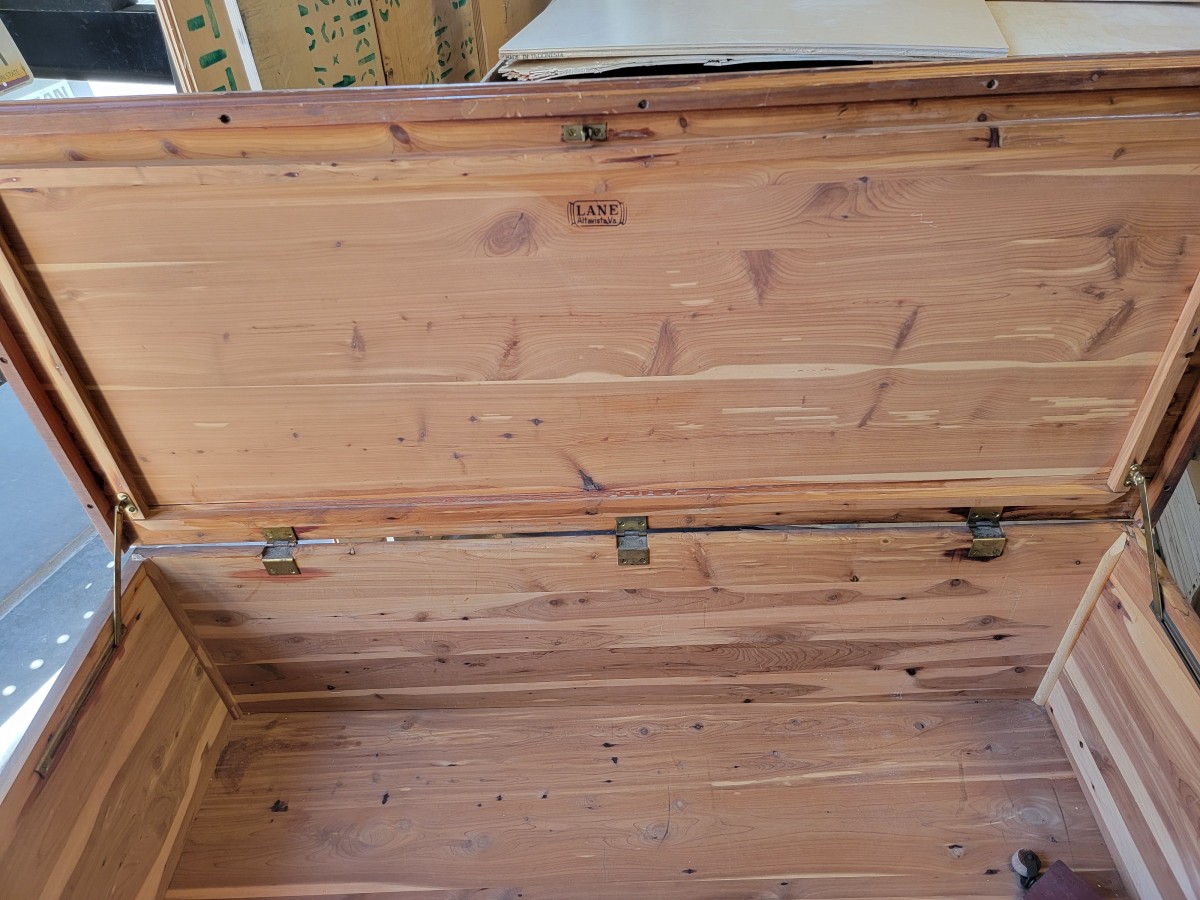 Value of Lane Cedar Chest? | ThriftyFun