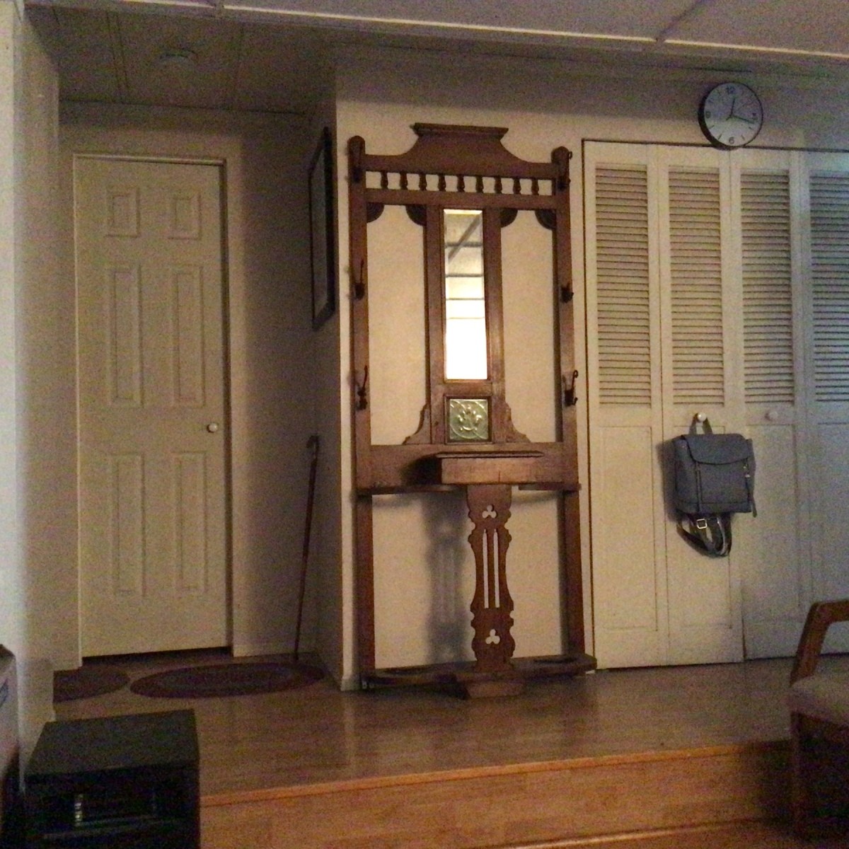 Information About Hall Stand? | ThriftyFun