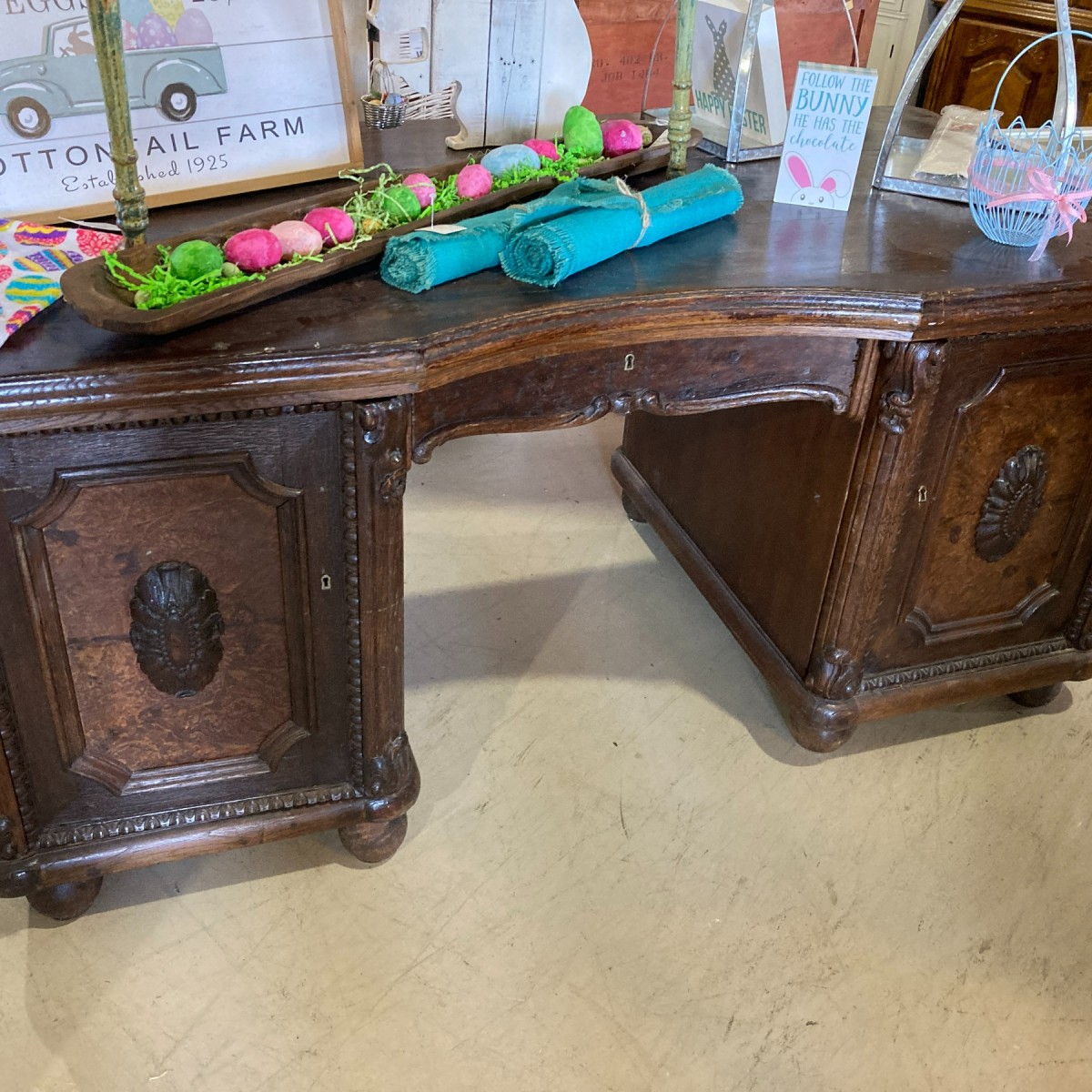 Identifying a Desk? | ThriftyFun