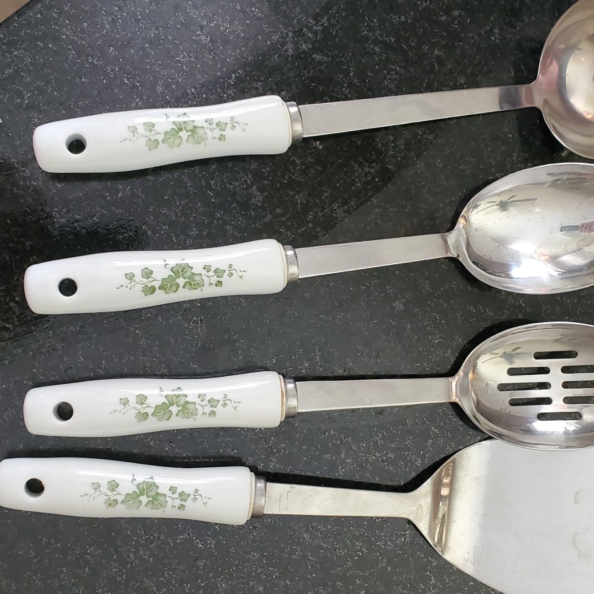 Corningware Ivy Patterned Utensils? | ThriftyFun