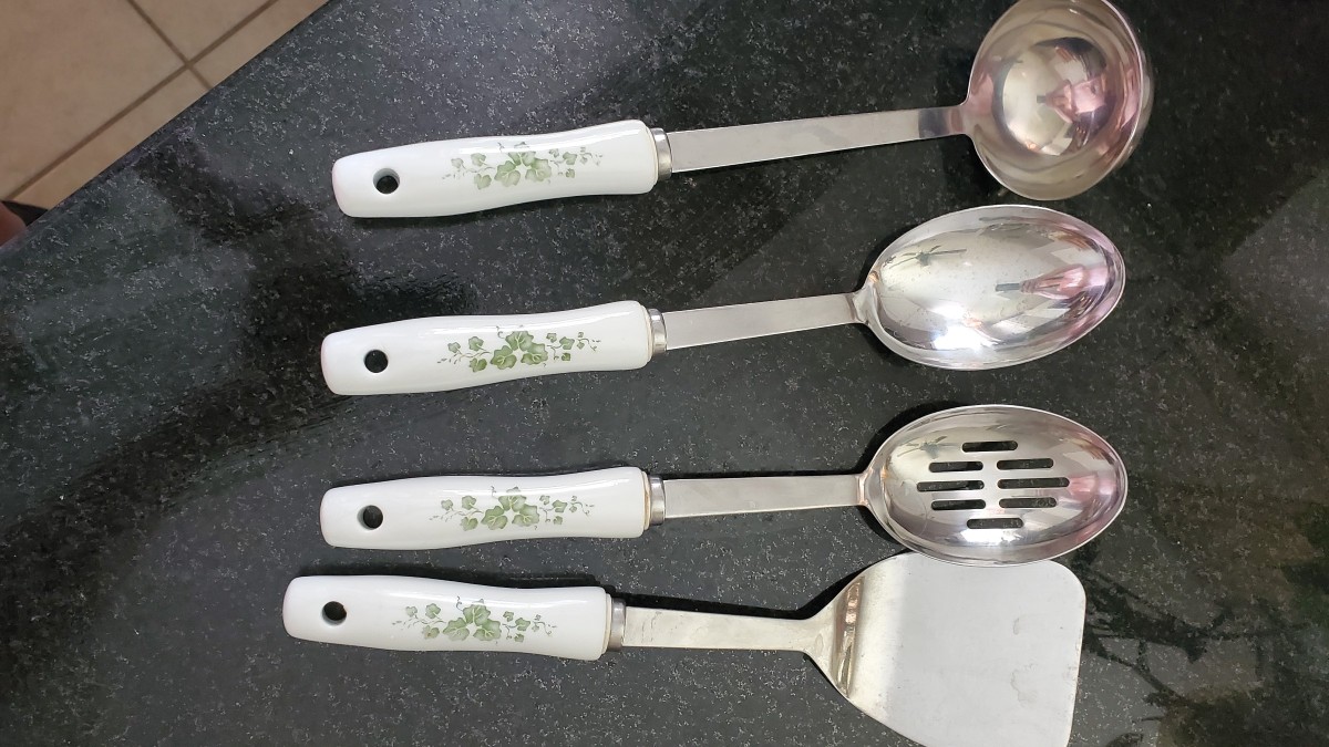 Corningware Ivy Patterned Utensils? | ThriftyFun