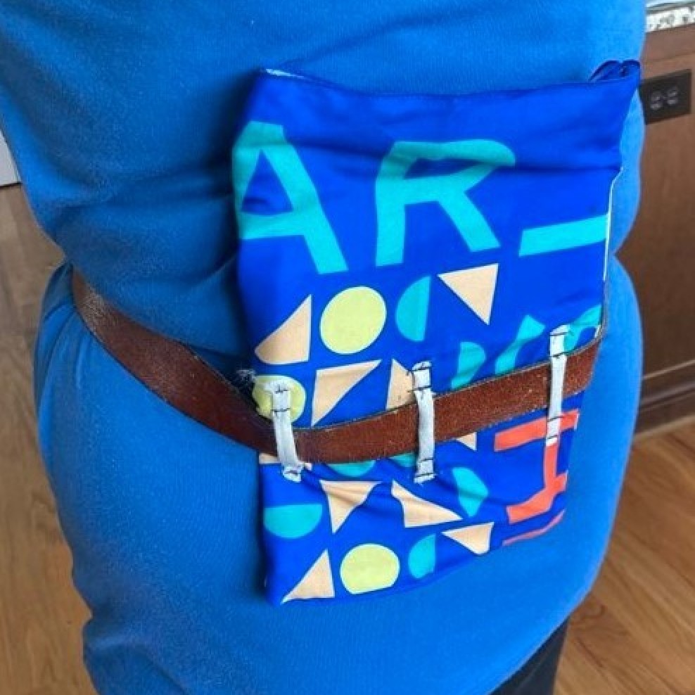 Wearing An Ice Pack | ThriftyFun