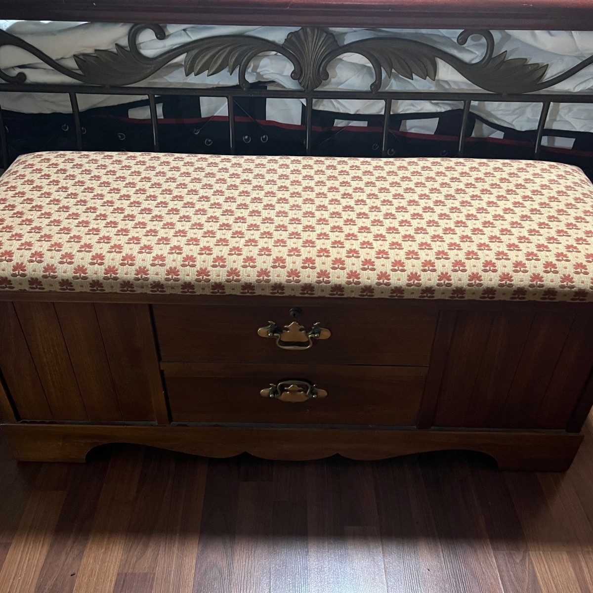 Lane Legacy Love Cedar Chest? | ThriftyFun