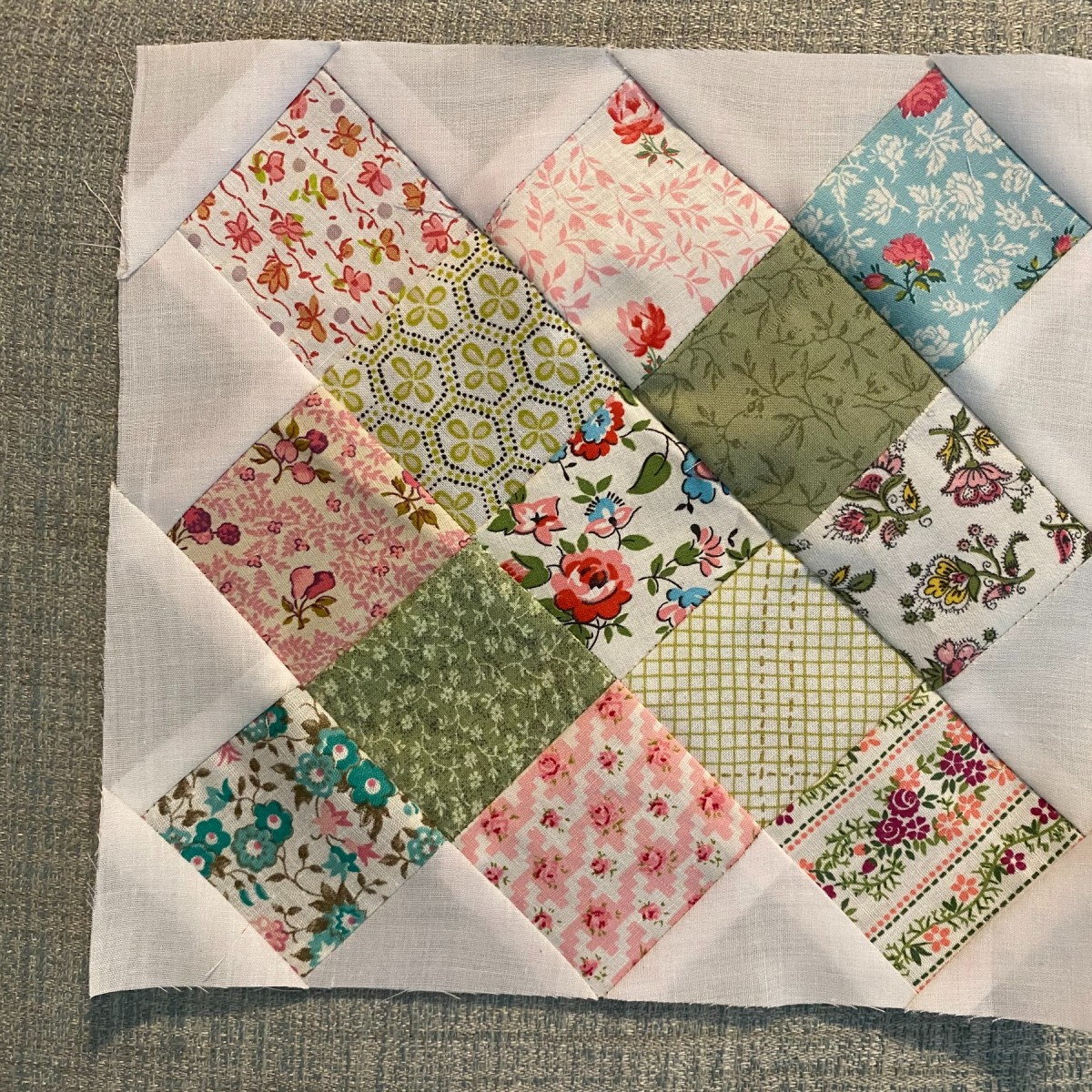 Granny Square Quilt Block | ThriftyFun Granny Square Quilt Block | ThriftyFun